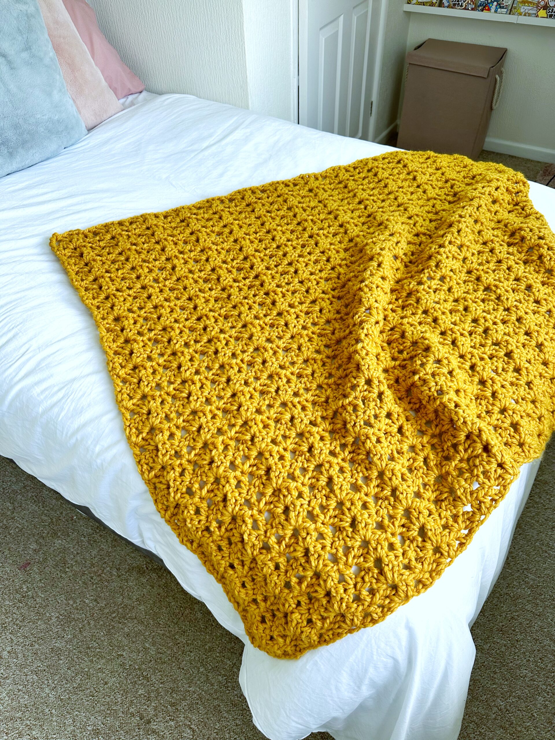 Annie Chunky Throw - Free Crochet Pattern - Truly Crochet